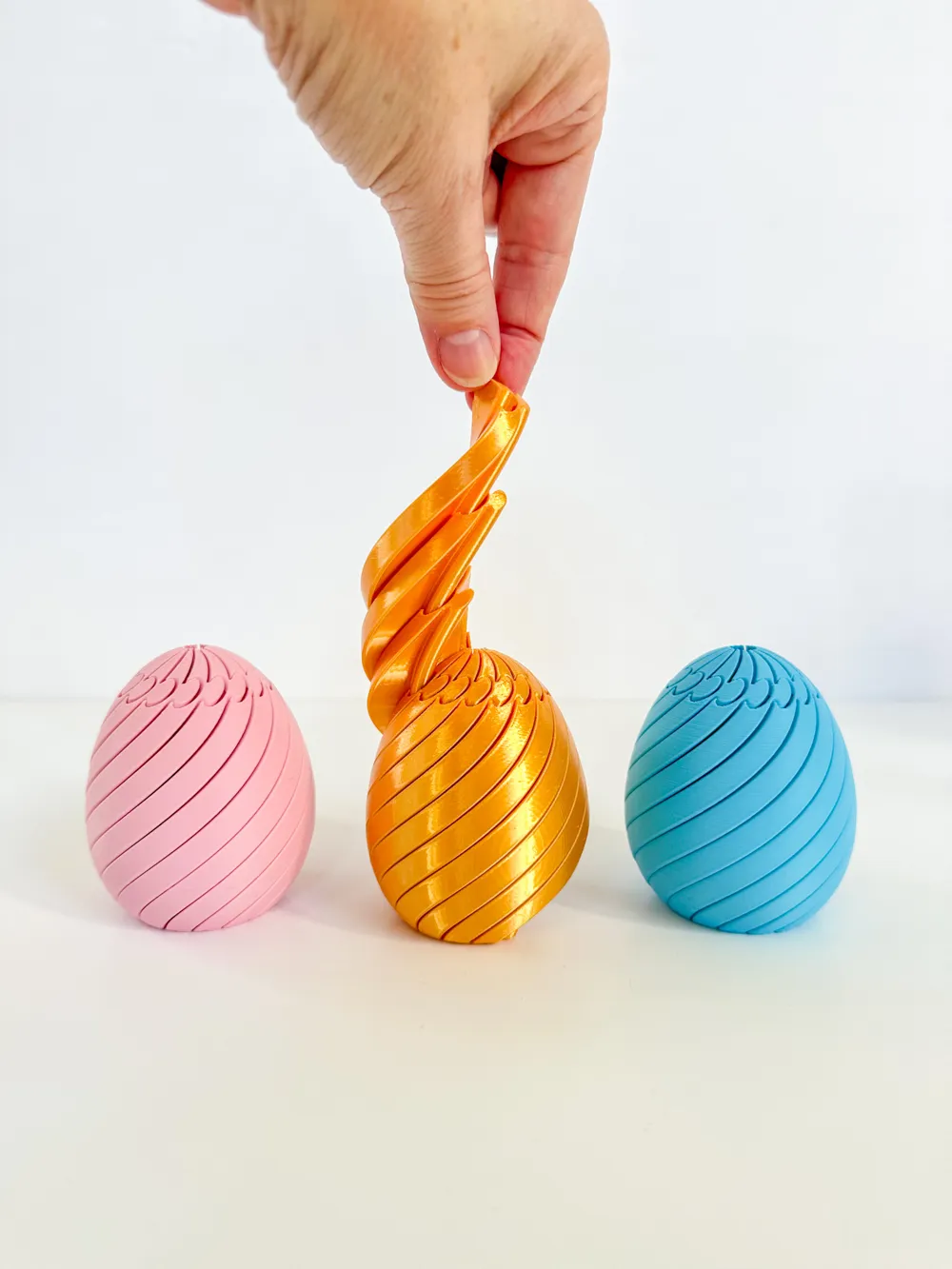 Slippery Egg Fidget - Free 3D Print Model - MakerWorld