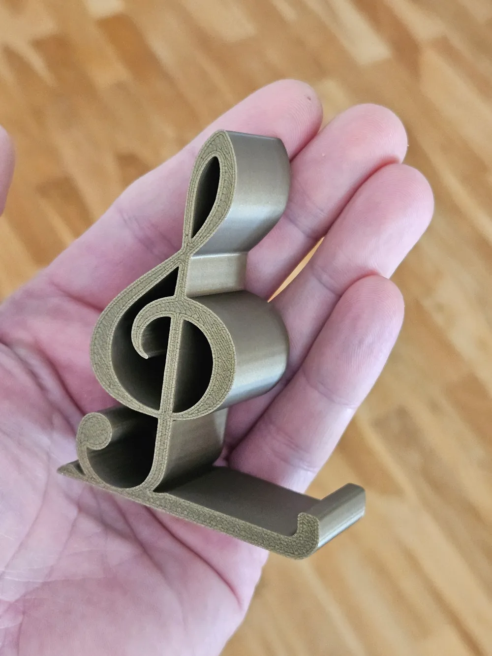 Treble clef phone stand holder - Free 3D Print Model - MakerWorld