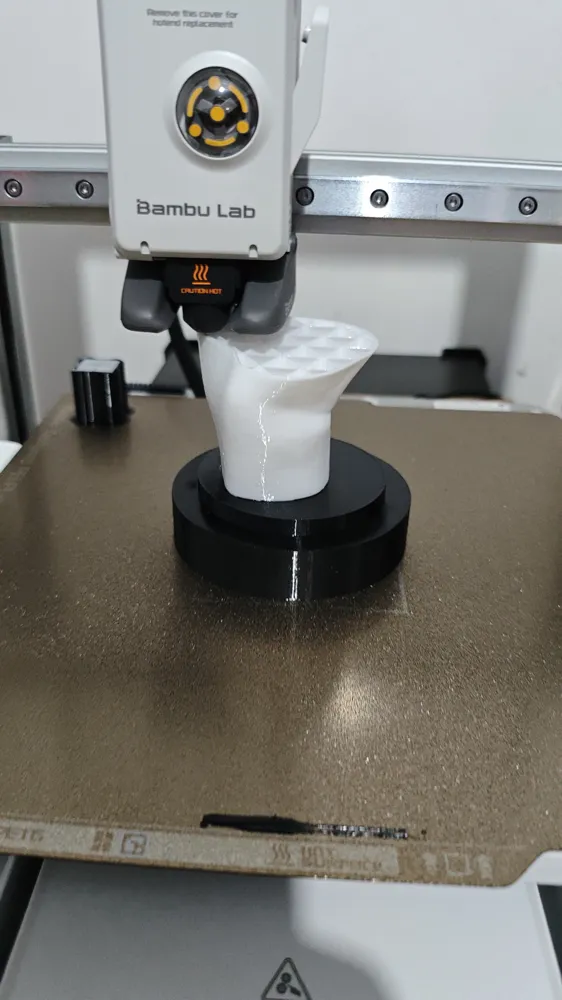 Suporte Echo Dot v3 Mão - Modelo gratuito para impressão 3D - MakerWorld