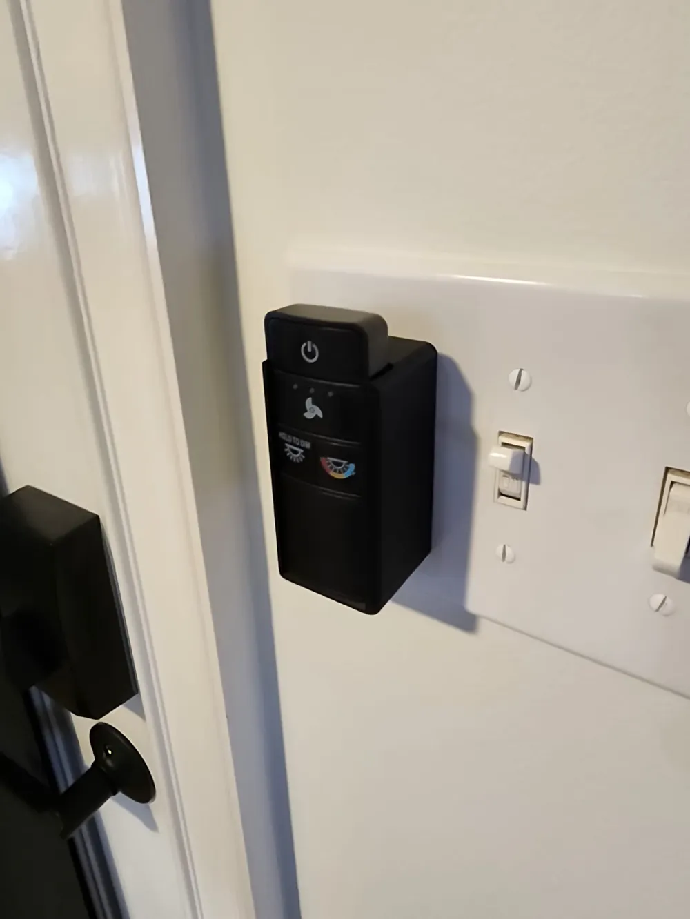 Fan Remote Holder Light Switch Cover by MElse - MakerWorld