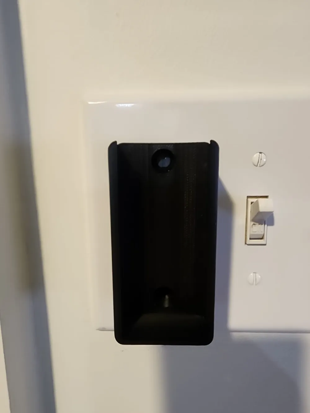 Fan Remote Holder Light Switch Cover by MElse - MakerWorld