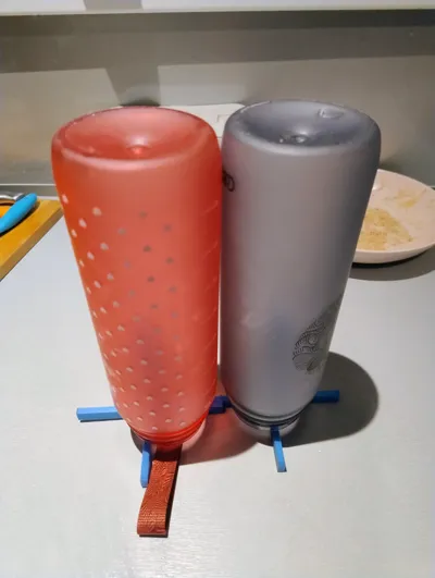 Honeycomb Interlocking Water Bottle Rack by Geoff.trickett - MakerWorld