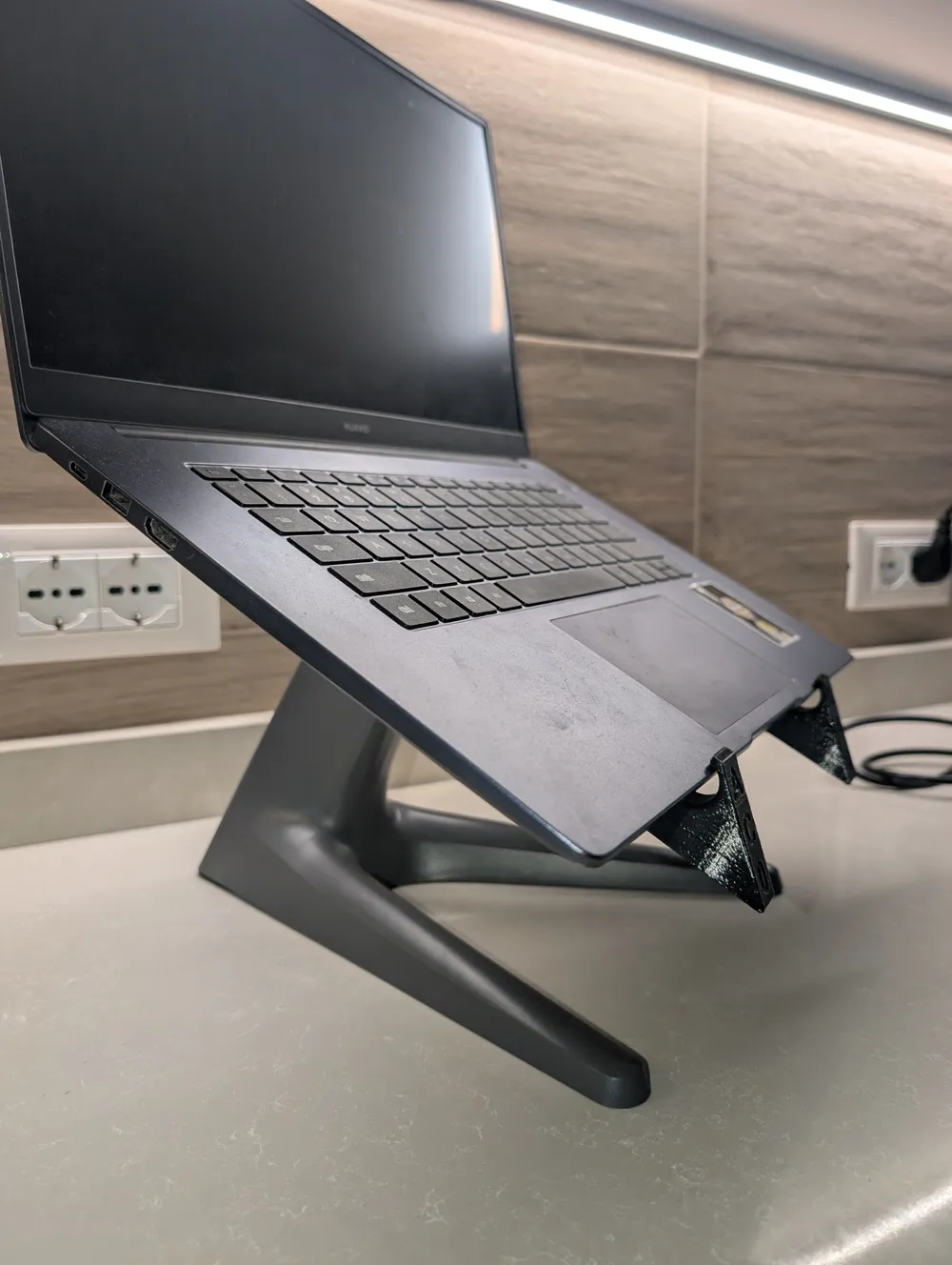 AMS LITE Laptop Stand - Free 3D Print Model - MakerWorld