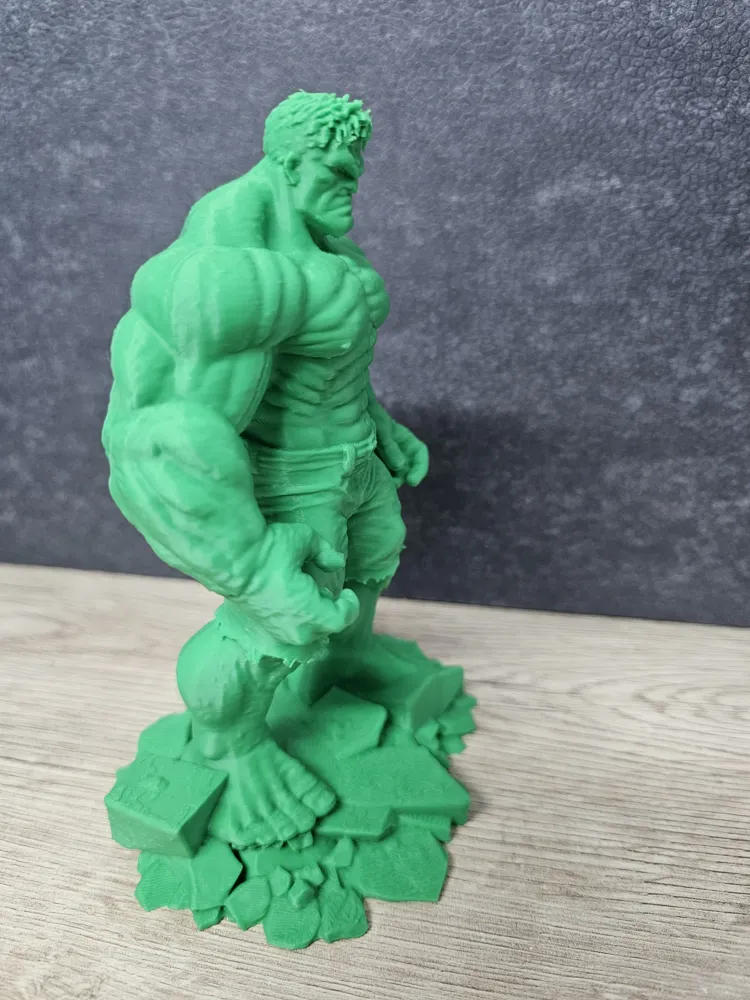 The Incredible Hulk - Free 3D Print Model - MakerWorld