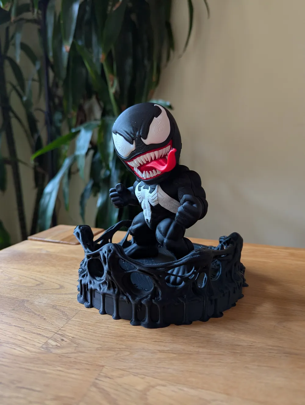 Venom Symbiote Diorama Base for Venom Figure - Free 3D Print Model ...