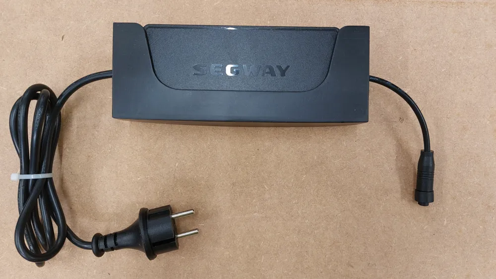 Wall mount for Segway Navimow power supply by Wolli MakerWorld ...