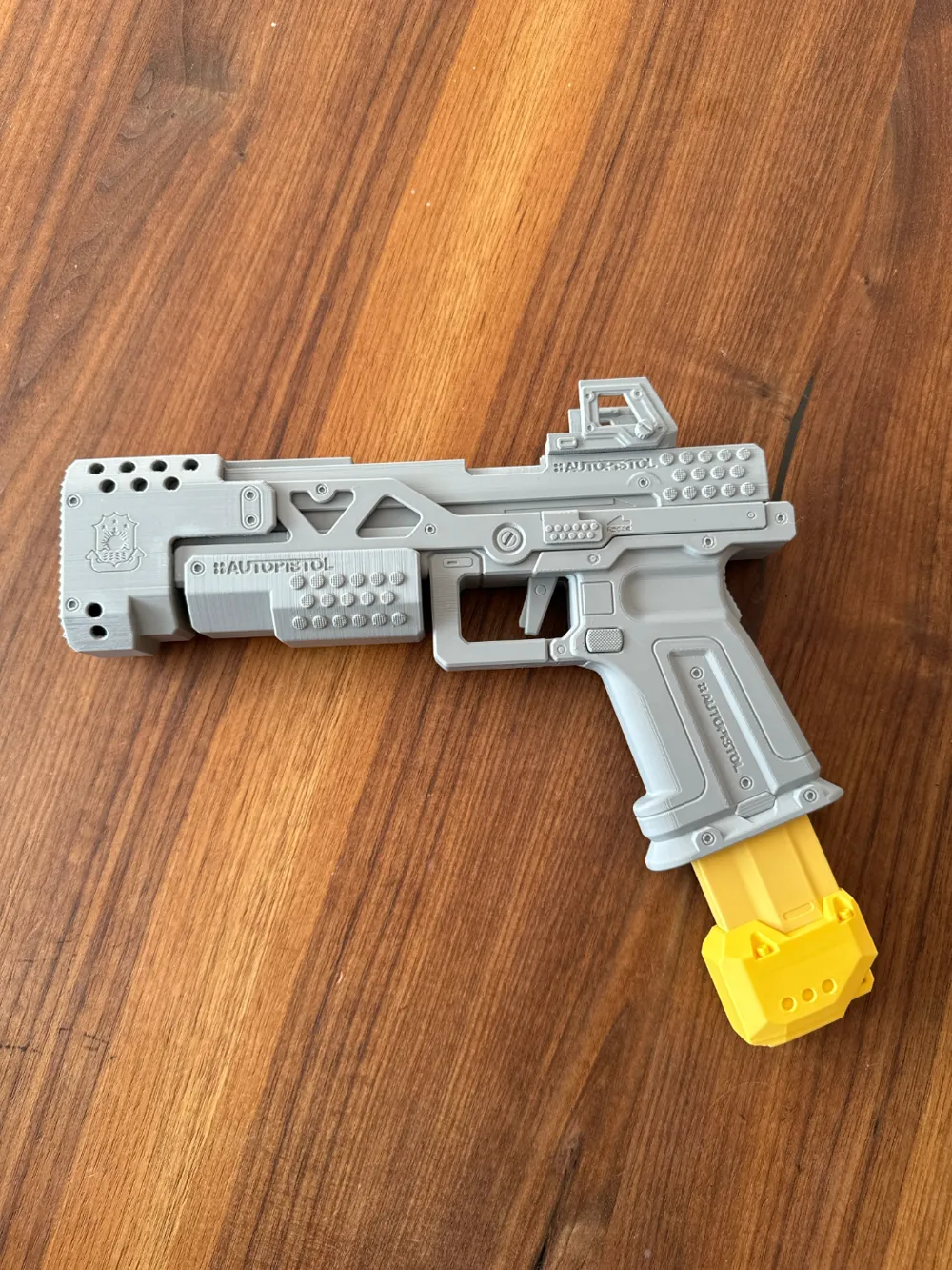 Apex Legends RE-45 Autopistol - Free 3D Print Model - MakerWorld
