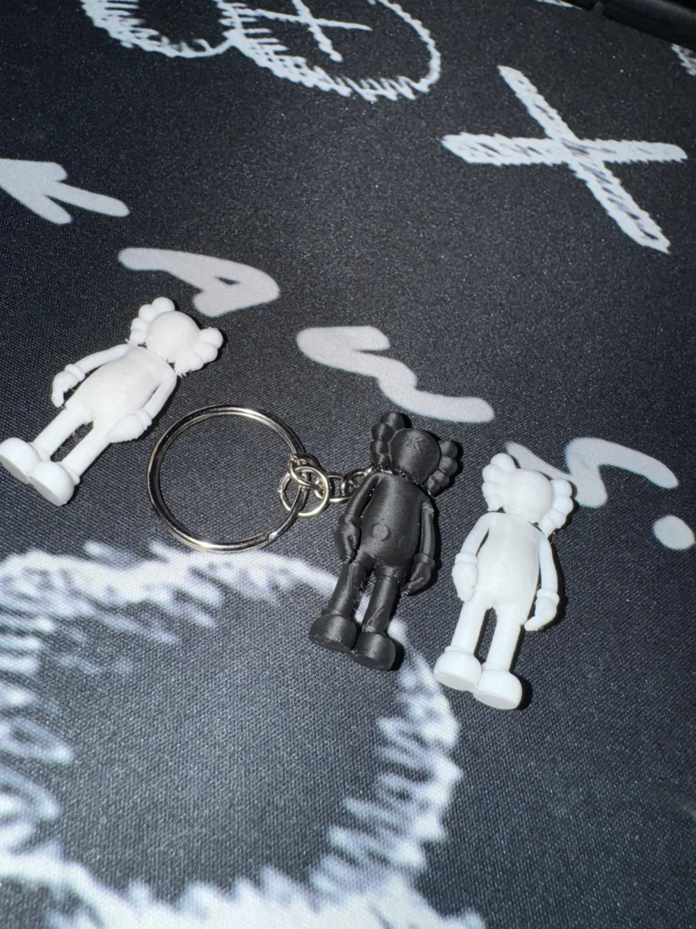 Kaws keychain by Blessed Ape MakerWorld: Download Free 3D Models