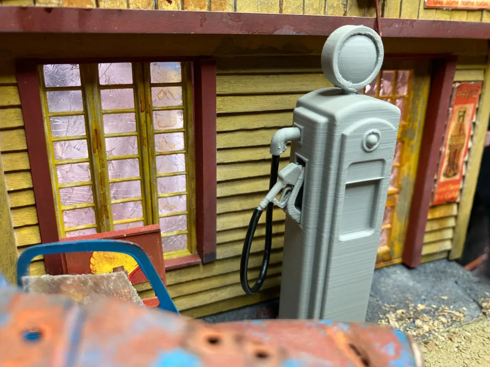 Gas pump 1950s, scale 1:24 - Free 3D Print Model - MakerWorld