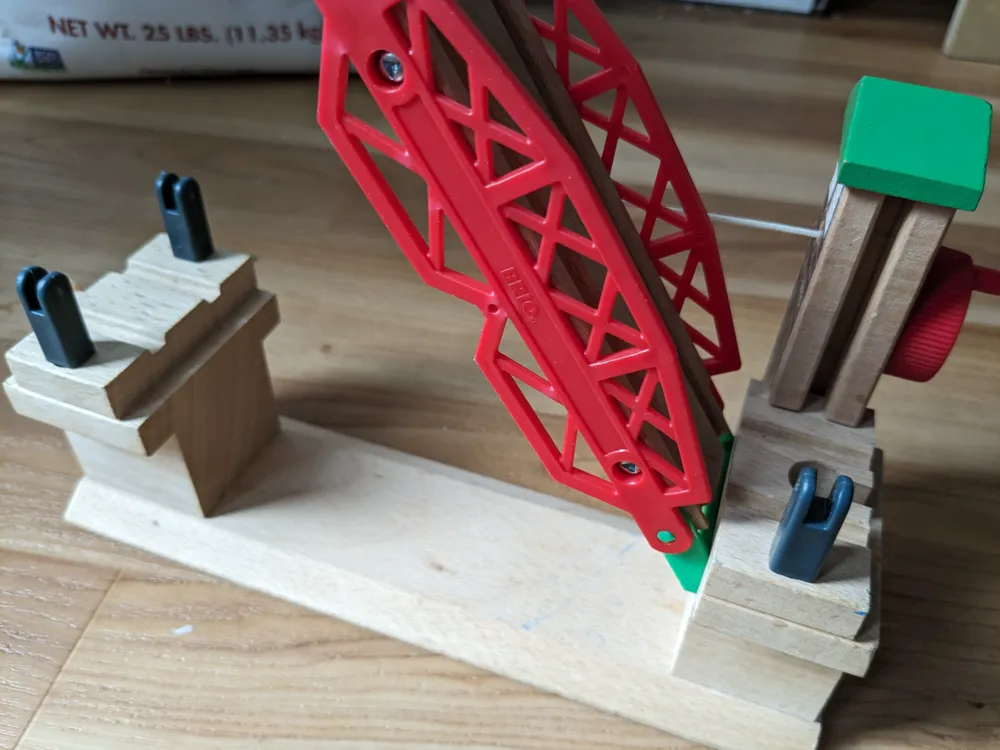 Brio Lifting Bridge Replacement Fulcrum/Pivot by Erok - MakerWorld