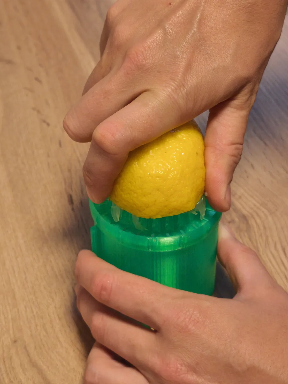 COMPACT CITRUS JUICER by 2Bproject MakerWorld: Download Free 3D Models