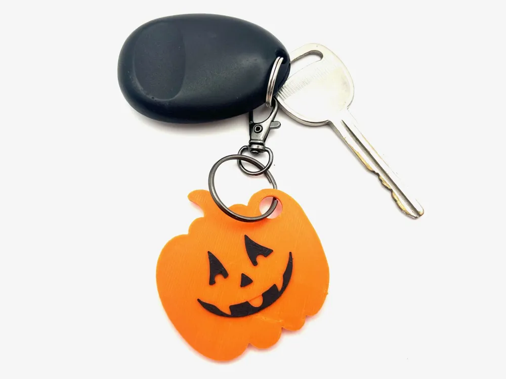 Halloween Keychain: Carved Pumpkin by PrintingSlicibility - MakerWorld