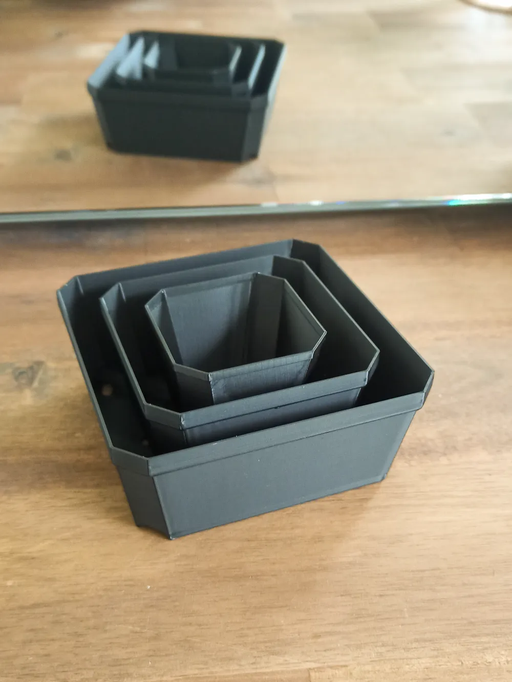 10cm square plant pot with a low height of 4cm by Kapusa - MakerWorld