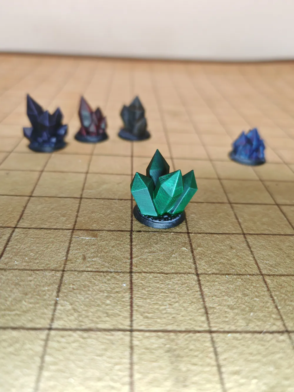 Crystals on bases for DnD , Board Game, Diorama - Free 3D Print Model ...
