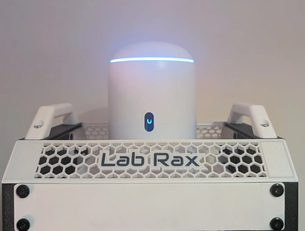 Estante cerrado 1U de 10 pulgadas - Profundidad completa para LabRax ...