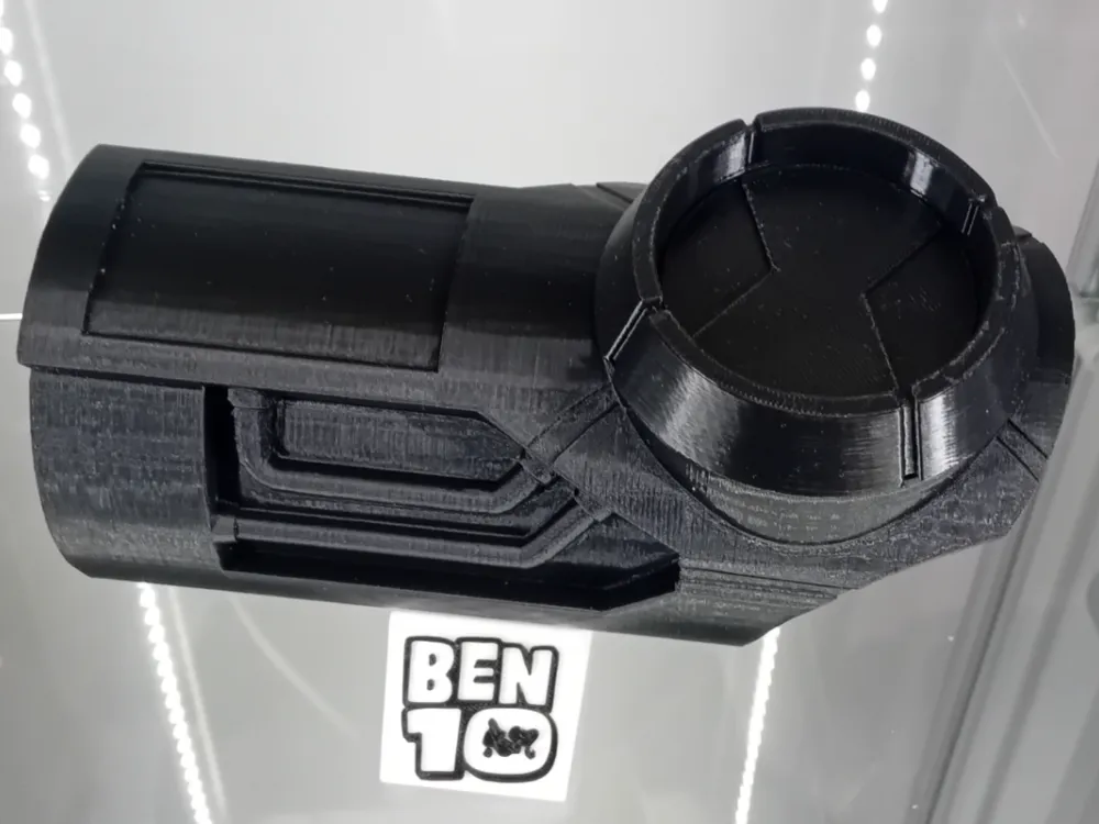 Ben 10 Ultimatrix (Ultimate alien) - Free 3D Print Model - MakerWorld