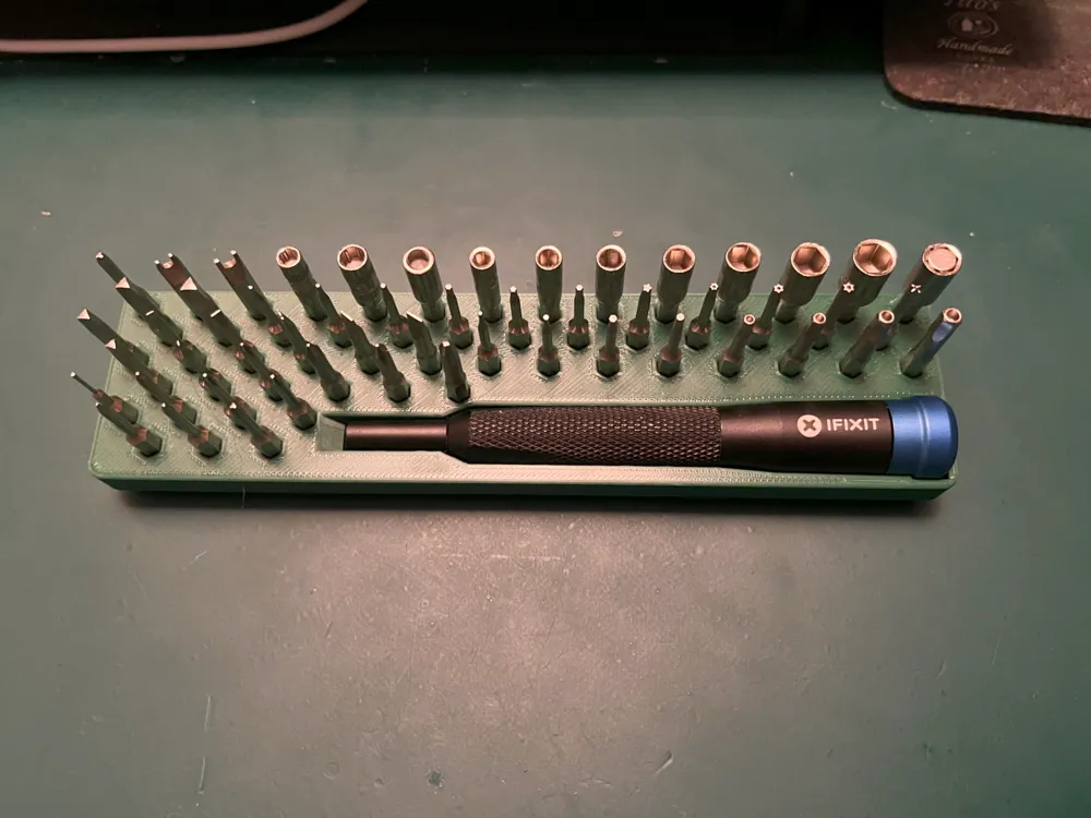 iFIXIT Small Bit Driver Gridfinity Style by Ryan Meredith - MakerWorld