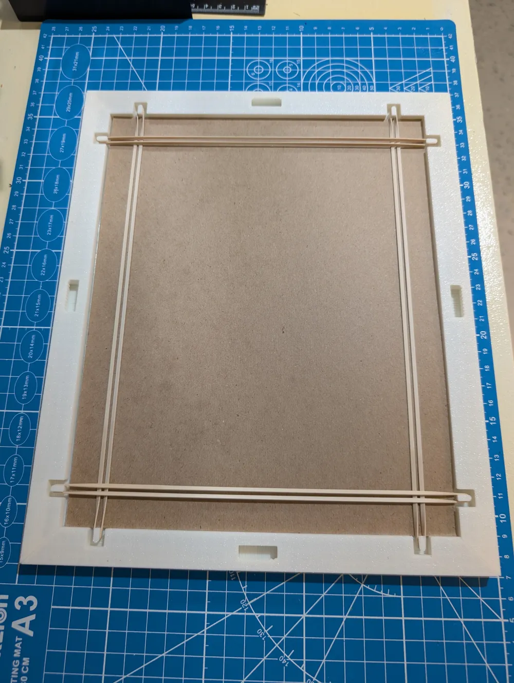 8x10" Picture Frame - Free 3D Print Model - MakerWorld