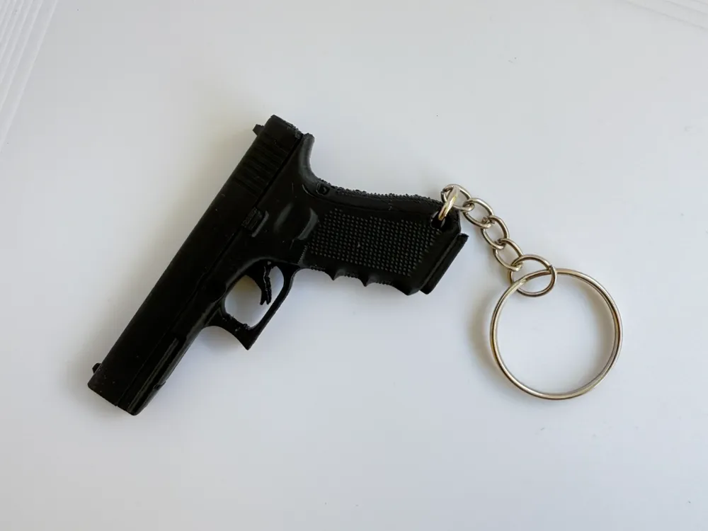 GLOCK 17 Keychain by WIZZY MakerWorld: Download Free 3D Models