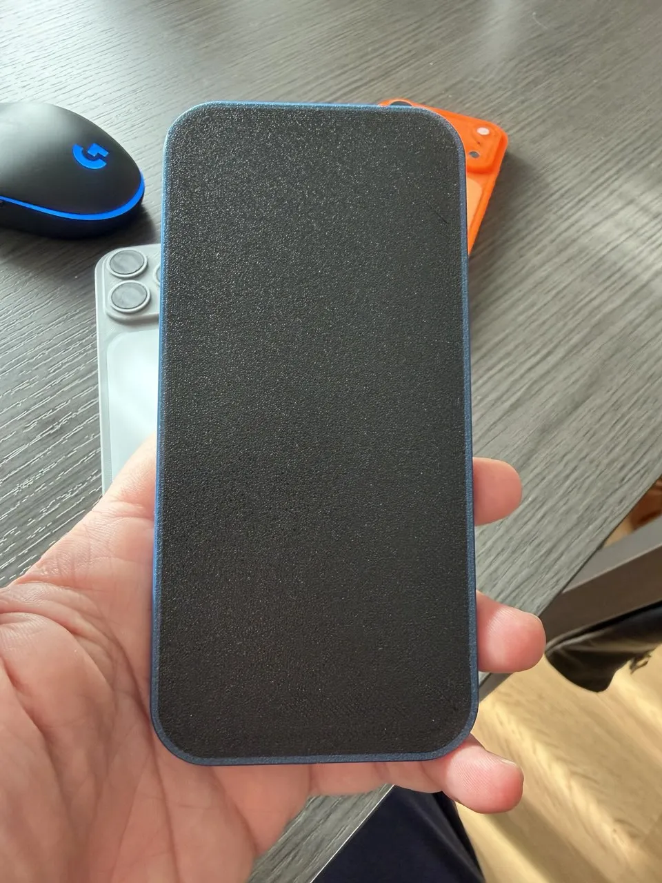 Iphone 17 pro - Free 3D Print Model - MakerWorld
