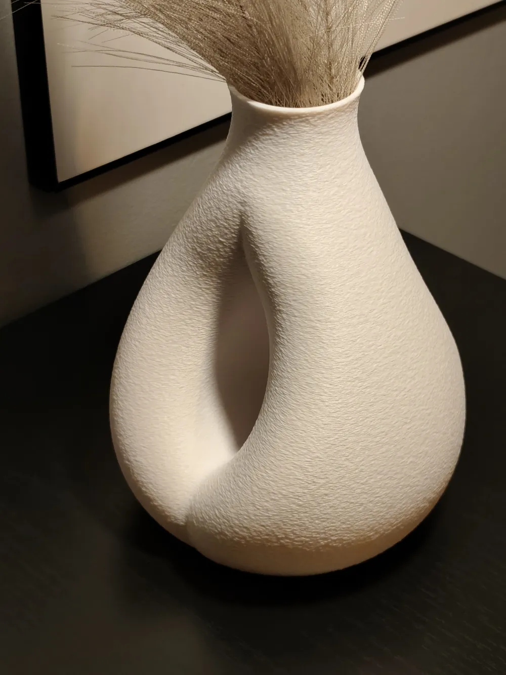 Modern Sculpture Flower Vase - Fuzzy Texture - Free 3D Print Model ...