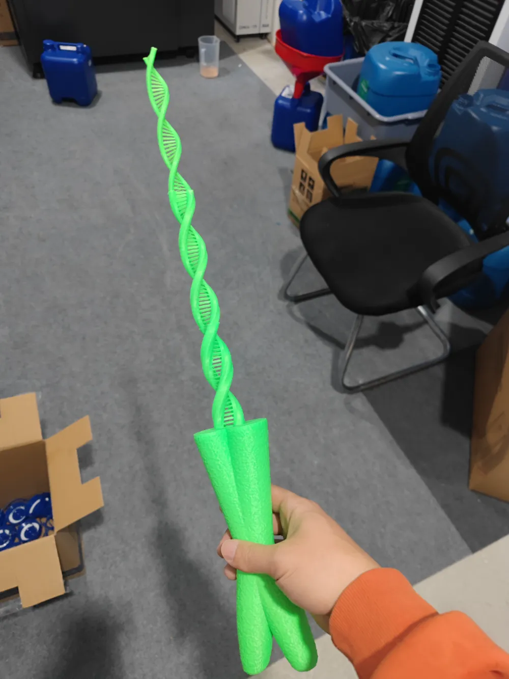 生物学圣剑（DNA telescopic sword） by AiWen文创-OF酱 - MakerWorld