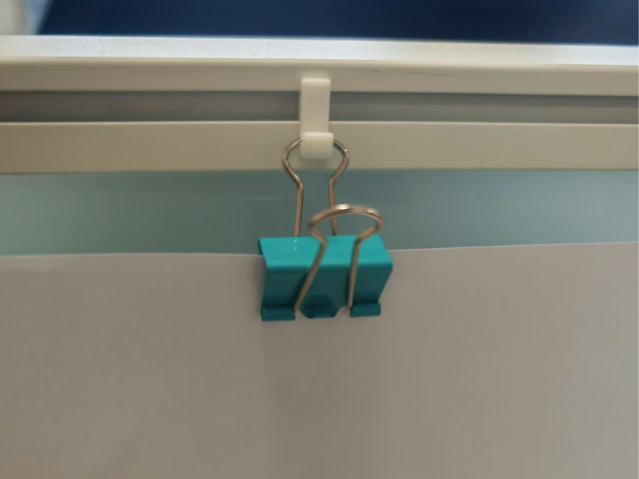 Minimalist Office Partition Hook by user_387873468 MakerWorld: Download ...