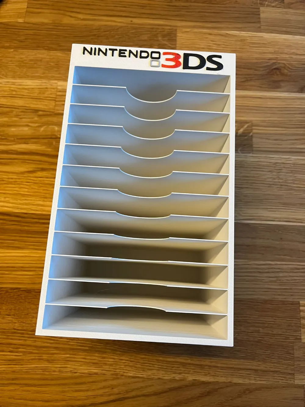 Nintendo 3DS Game Stand / Spiele Halter - Free 3D Print Model - MakerWorld