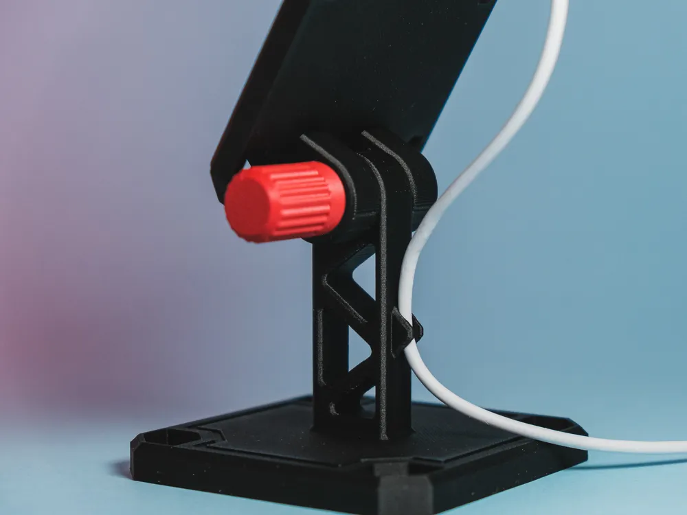 Engineer Phone Stand - Free 3D Print Model - MakerWorld