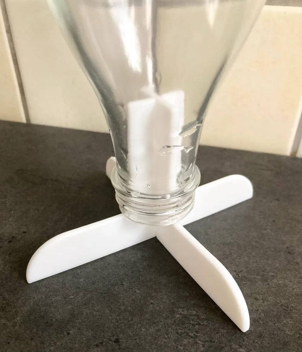 Sodastream Bottle Drip Station by AdriKong MakerWorld: Download Free 3D ...