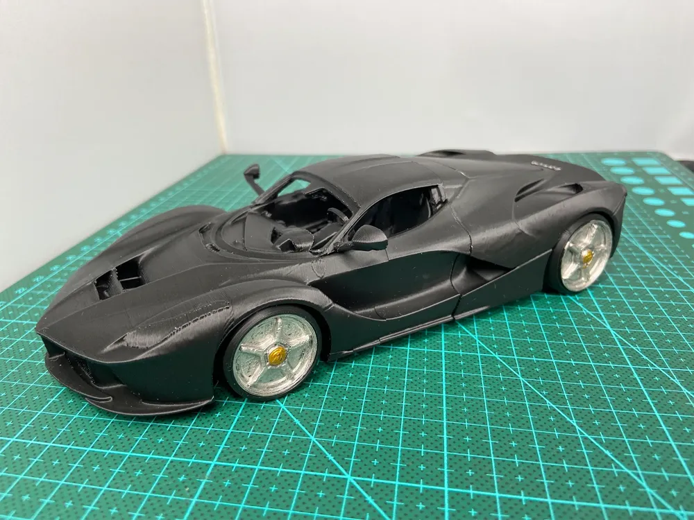 【Ferrari Laferrari】フェラーリ・ラフェラーリ 1/24スケールボディ 内装/タイヤ可動 by SAMPAN棱界复刻 MakerWorld：無料3Dモデルをダウンロード