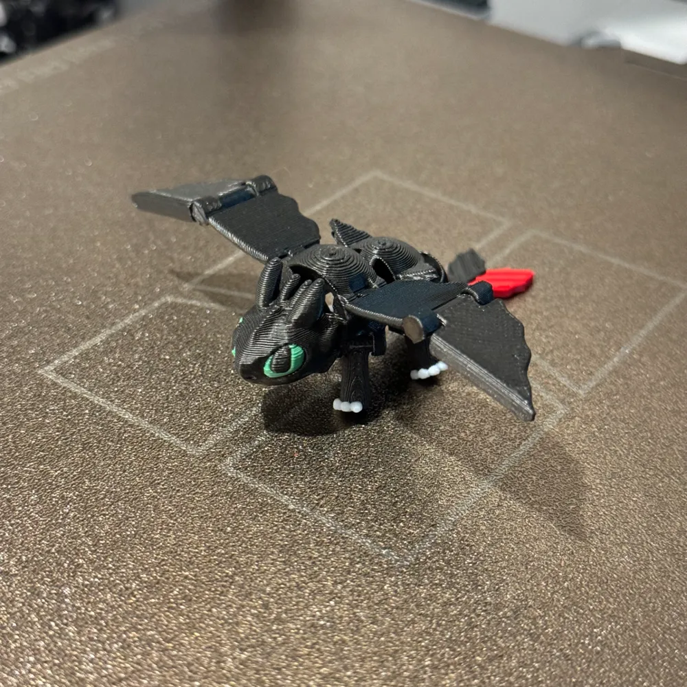 Articulated Mini Toothless [Print In Place] by Waffly3D MakerWorld ...
