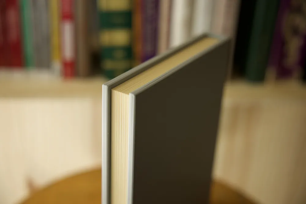 Hidden Book Storage Box (Customizable) - Free 3D Print Model - MakerWorld
