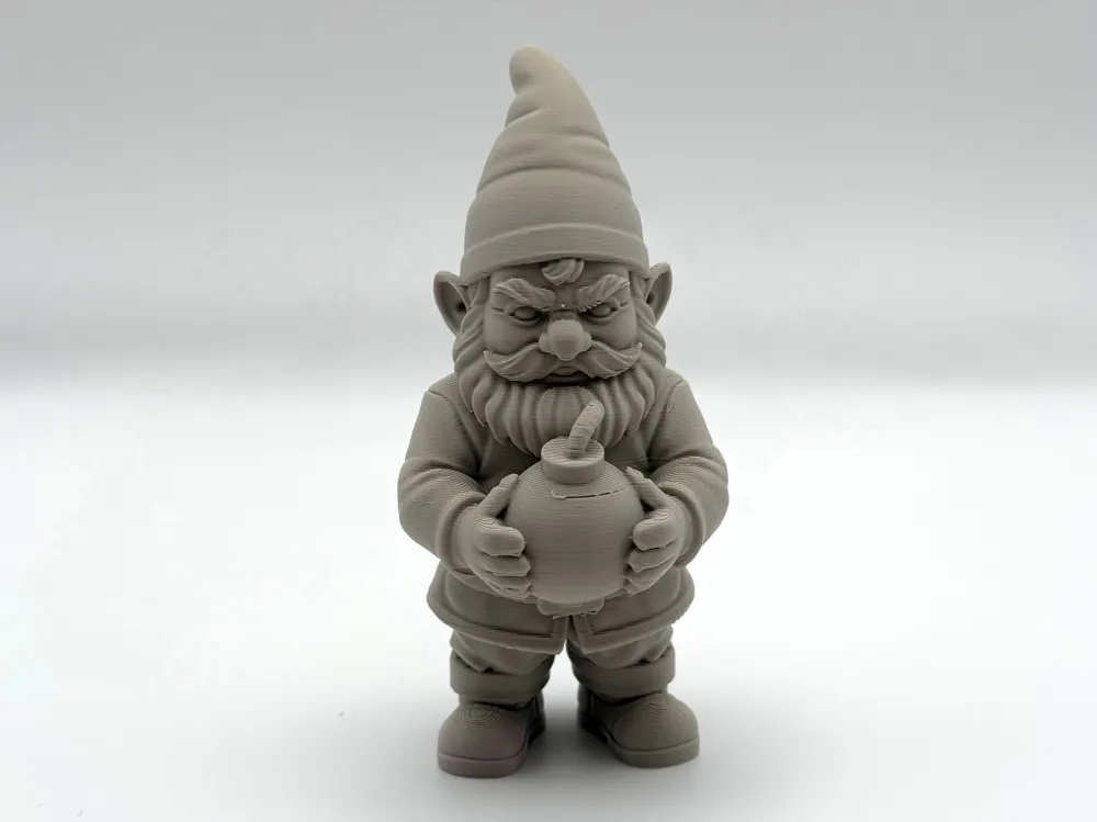 Gnomo de Jardín Bomba - Modelo de impresión 3D gratuito - MakerWorld