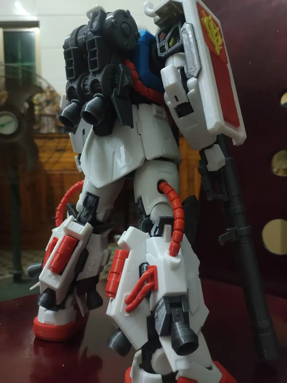 Zaku 002, original color scheme by user_394230284 MakerWorld: Download ...