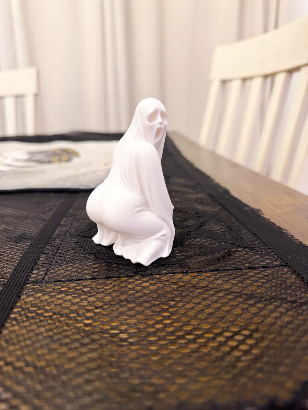 Big Boooooty Ghost by LayeredLogic MakerWorld: Download Free 3D Models