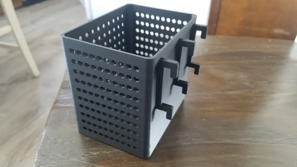 Skadis Large Container holds Fluke 87V Multimeter by user_26396352 ...