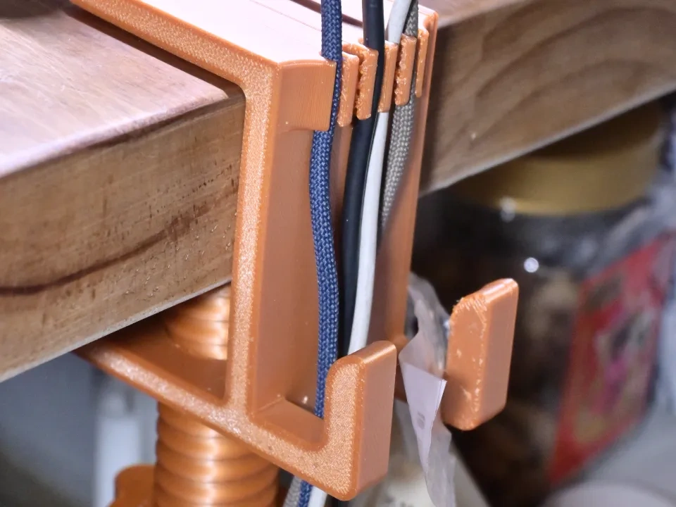 Desk Edge Clamp for Cables / with Hooks by Makki - MakerWorld