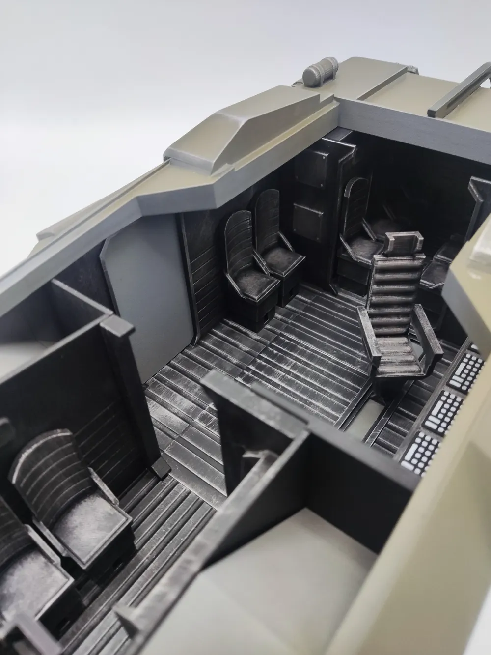 Aliens APC Full 1:18 Scale Build With Interior by AWPrintz MakerWorld ...