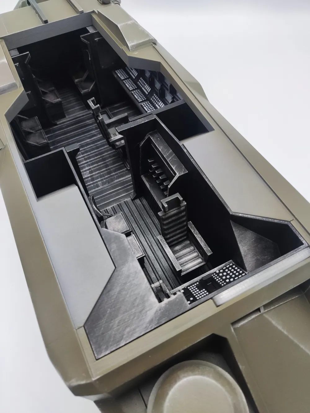 Aliens APC Full 1:18 Scale Build With Interior - Free 3D Print Model ...