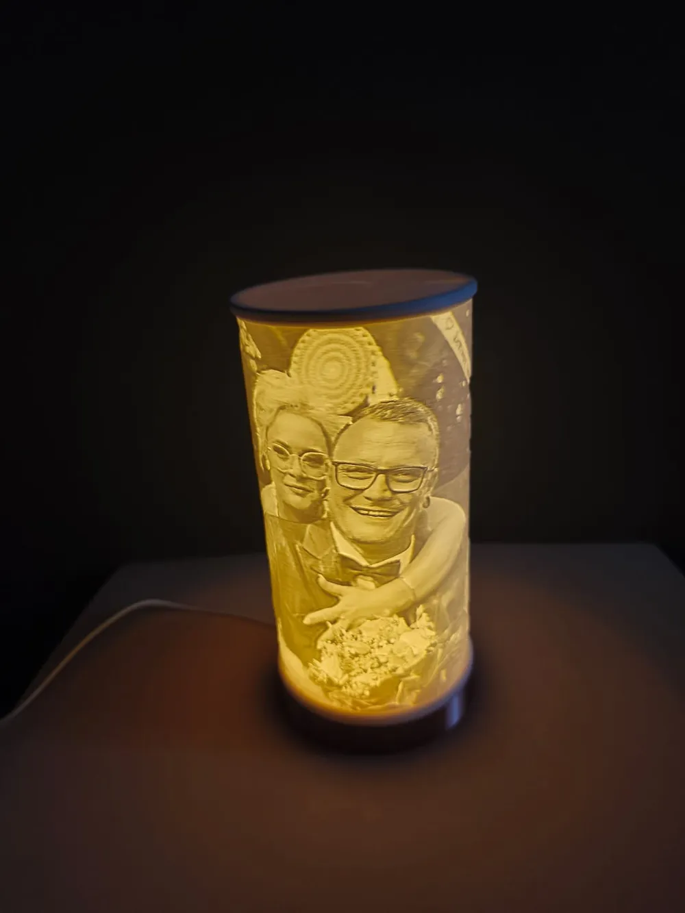 Round Lithophane Base for Bambu LED Lamp Kit 001 - Free 3D Print Model ...