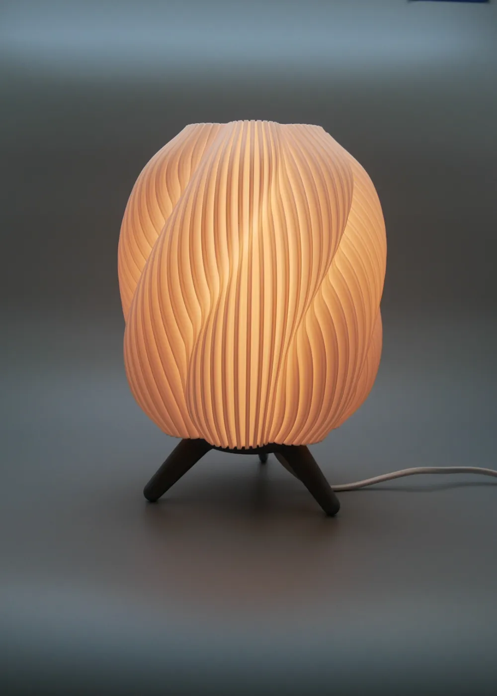 The striped swirl lamp by SoDR - MakerWorld