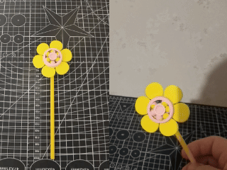 Spinning Top Windmill (A Little Red Flower for You) by Dubhe - MakerWorld