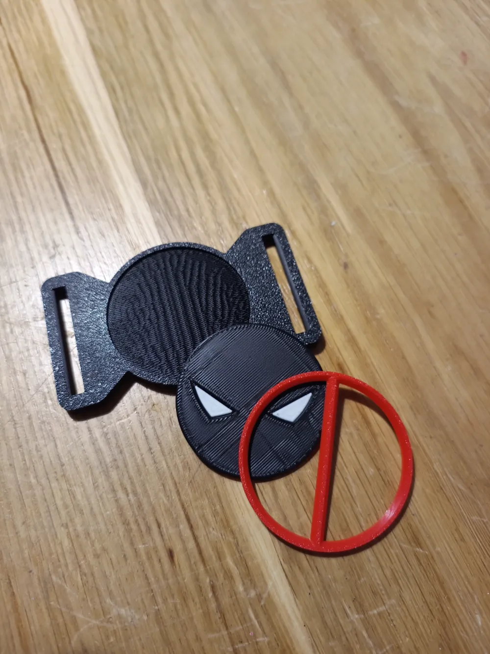 Deadpool logo belt Remixed by jonny89 MakerWorld: Download Free 3D Models