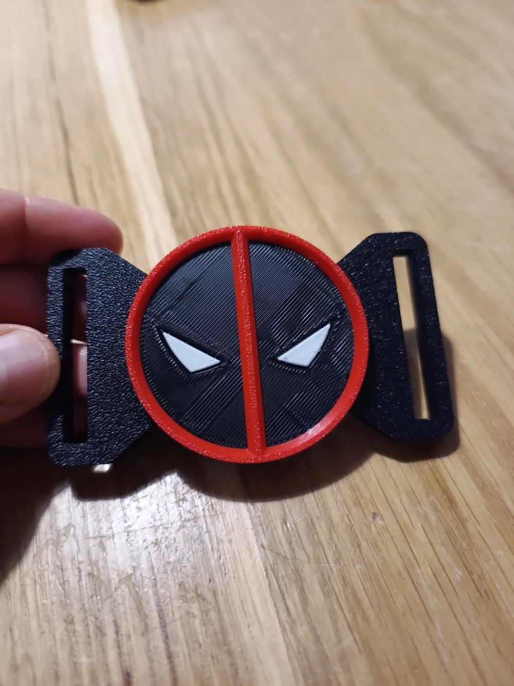 Deadpool logo belt Remixed by jonny89 - MakerWorld