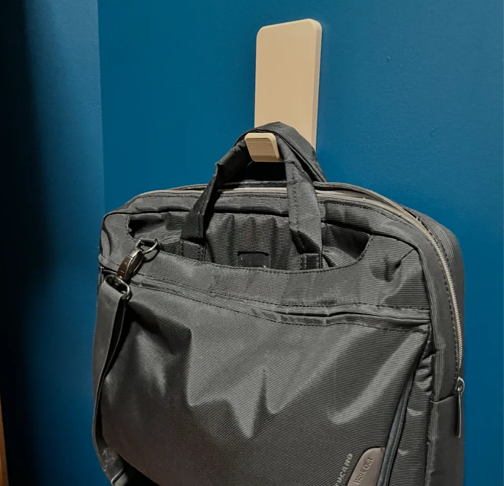 Large Wall Hanger by codebender MakerWorld: Download Free 3D Models