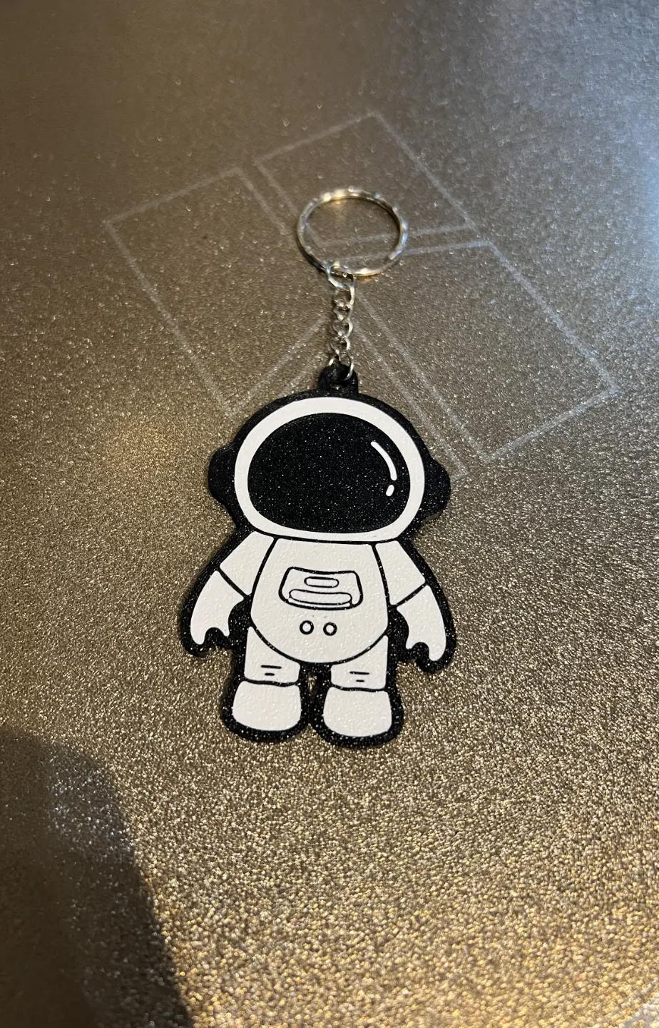 Astronaut Keychain by Macik MakerWorld: Download Free 3D Models