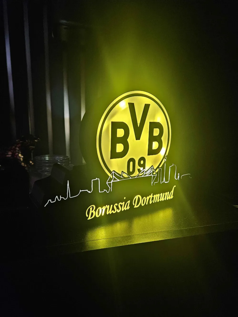 Lightbox Borussia Dortmund mit Skyline von Jessie_3d_art MakerWorld: Kostenlose 3D-Modelle ...