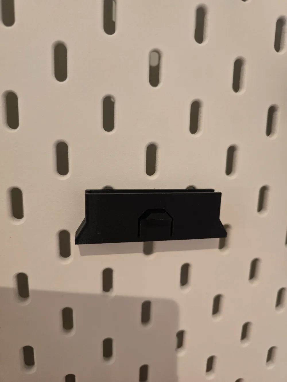 Stanley blade scraper with SKADIS mount by Toogle MakerWorld: Download ...