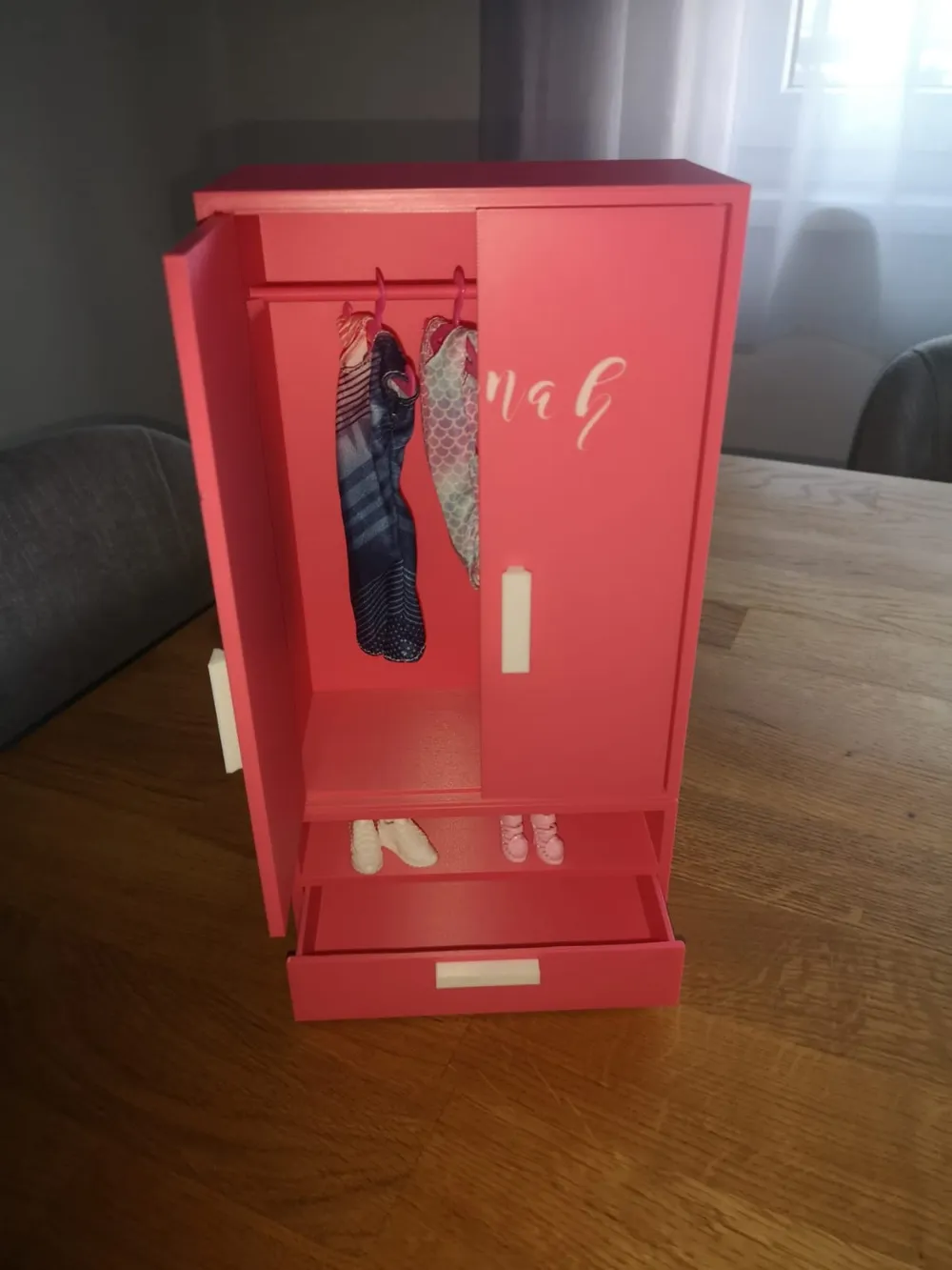Dollhouse Wardrobe Scale 1:6 (Barbie) - Free 3D Print Model - MakerWorld